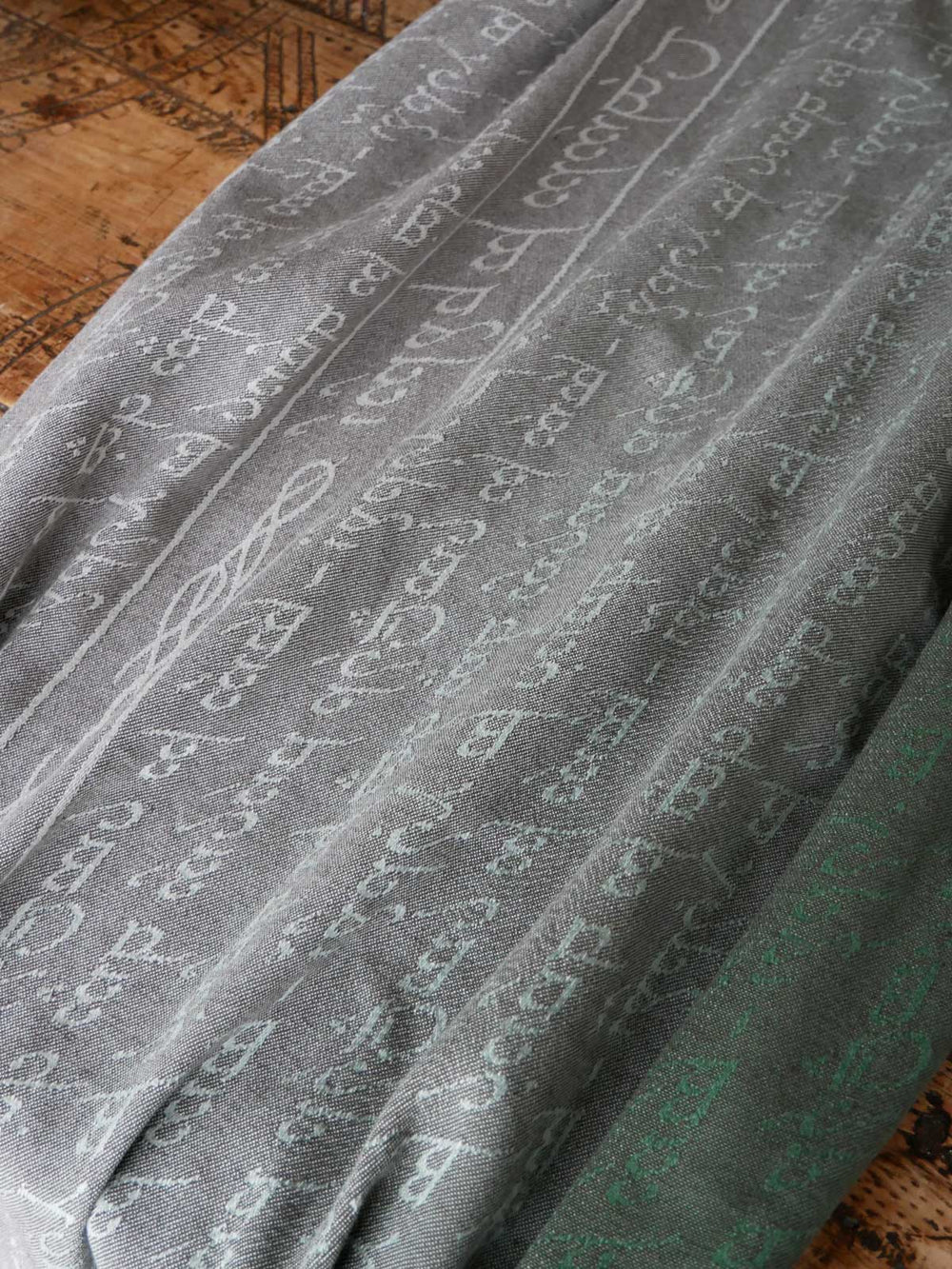 Legend of Frodo Stoic Baby Wrap